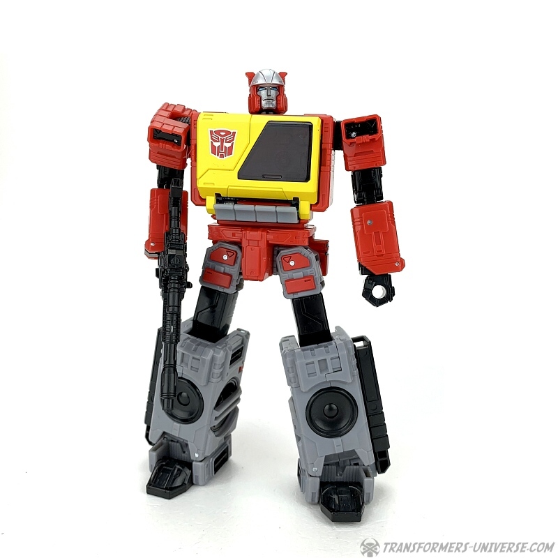Legacy Blaster - Transformers Universe