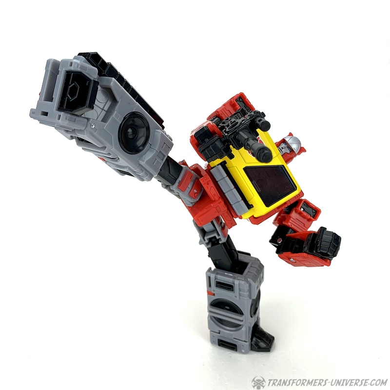 Legacy Blaster - Transformers Universe