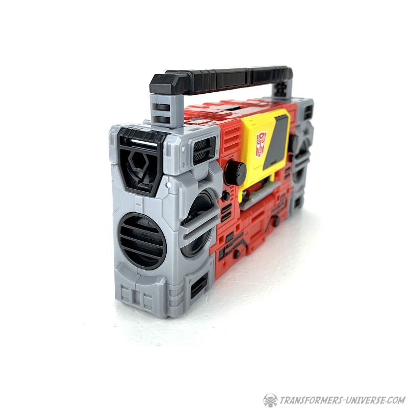 Legacy Blaster - Transformers Universe