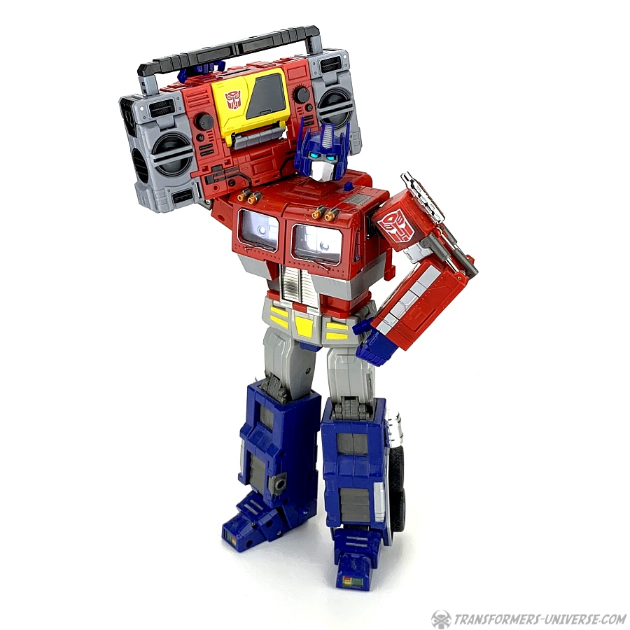 Legacy Blaster - Transformers Universe