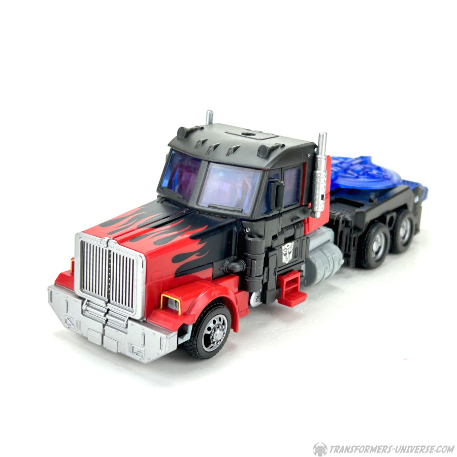 Legacy Laser Optimus Prime - Transformers Universe